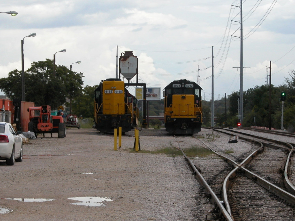 WAMX 4145 11Oct2012 In CapMetro's Abbot Yard